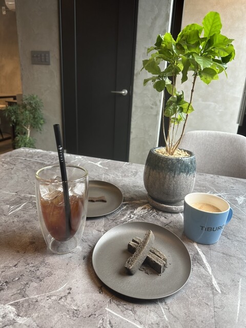 TiBURON CAFE （ティブロンカフェ） - 茨木市/カフェ/ネット予約可 | 食べログ