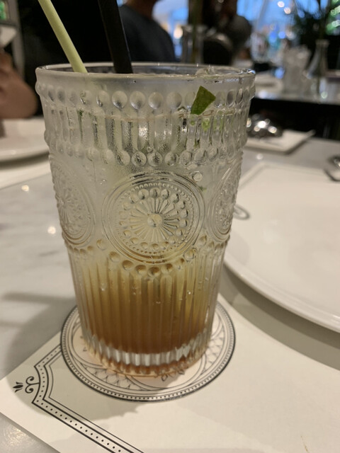 VIOLET OON SINGAPORE AT JEWEL - シンガポール・チャンギ国際空港 (SIN) 周辺/カフェ | 食べログ