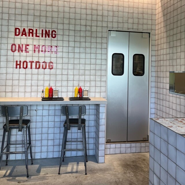 DARLING ONE MORE HOTDOG （ダーリンワンモアホットドッグ） - 大阪城公園/ホットドッグ | 食べログ