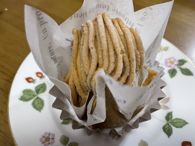 『戸田市商工祭で購入し大満足でした』by ishiw437 : ファンシーフーズ株式会社 戸田工場直売店 - 戸田/ケーキ [食べログ]