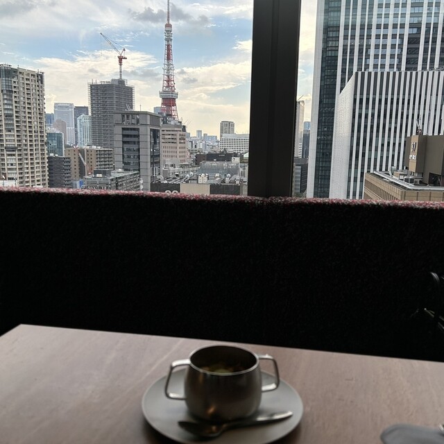 TOKYO NODE CAFE （トウキョウ ノード カフェ） - 虎ノ門ヒルズ/カフェ/ネット予約可 | 食べログ
