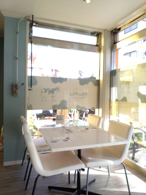 Mou Mou BEACH CAFE （モウ モウ ビーチ カフェ）のご予約 - 牛浜/カフェ | 食べログ