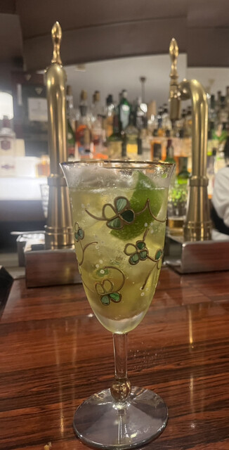 Shot Bar LOITER （ショットバ― ロイター）のご予約 - 綱島/バー | 食べログ