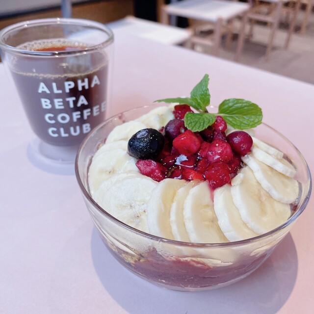 ALPHA BETA COFFEE CLUB 自由ヶ丘コンコード店 （アルファベータコーヒークラブ） - 自由が丘/カフェ | 食べログ