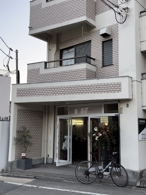 roro COFFEE stand （ロロ） - 道後公園/カフェ | 食べログ