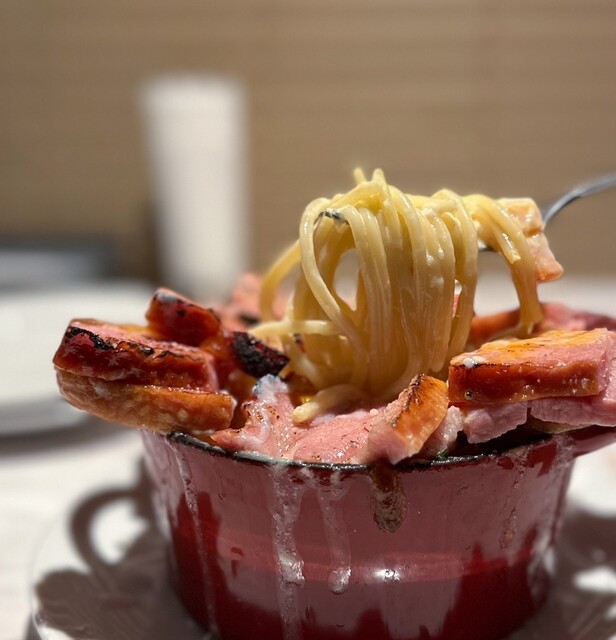 Chicago Pizza & Volcano Pasta Meat & Cheese Forne Reservation - Naka ...