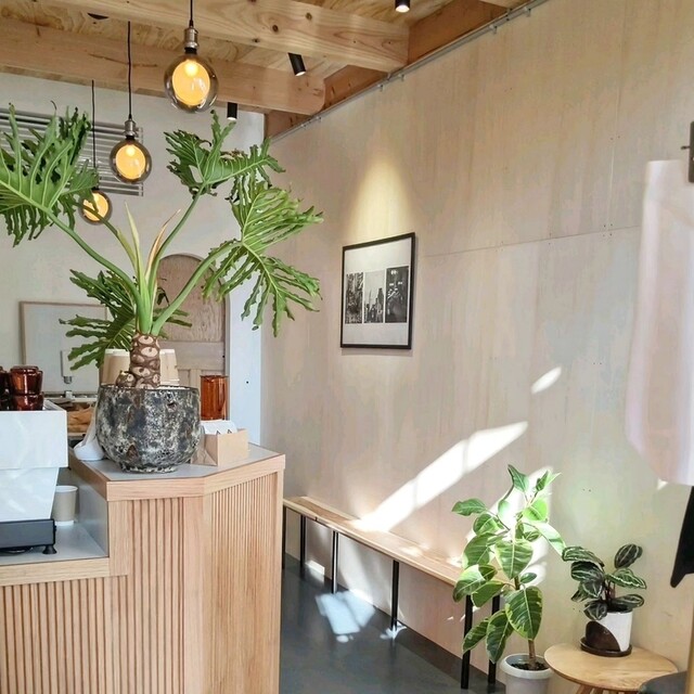 LEGAL COFFEE （レガール コーヒー） - 幡ケ谷/カフェ | 食べログ