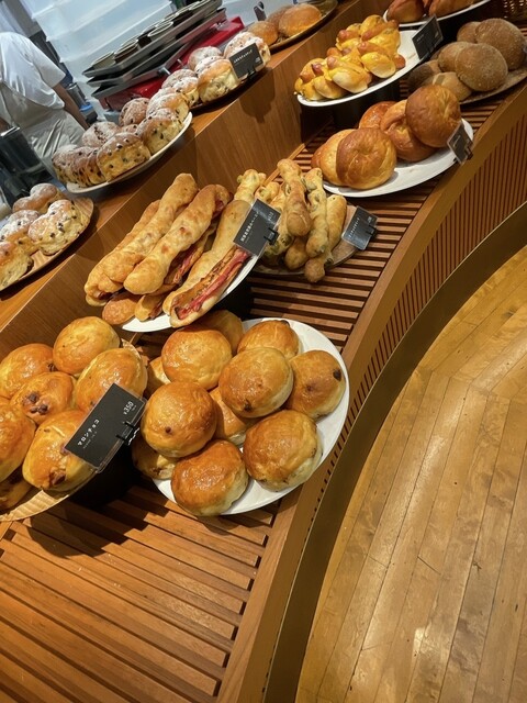 BEAVER BREAD BROTHERS （ビーバー ブレッド ブラザーズ） - 虎ノ門ヒルズ/パン | 食べログ