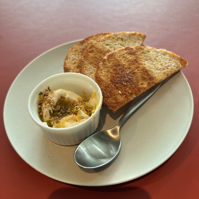 TOKYO NODE CAFE （トウキョウ ノード カフェ） - 虎ノ門ヒルズ/カフェ/ネット予約可 | 食べログ