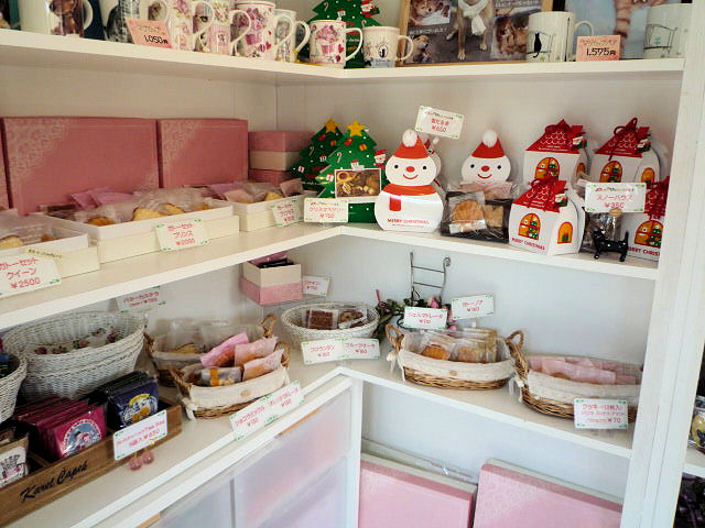 内観写真 : クインズケーキ - 勝浦/ケーキ | 食べログ