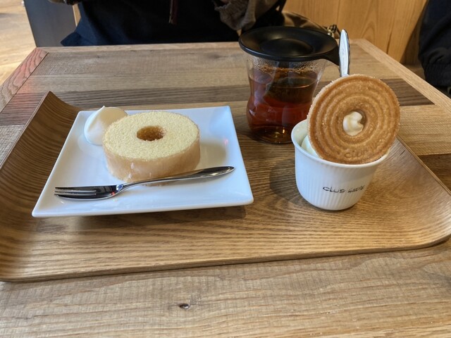 『新エリアには、お初です』by UNOMAKI : ラ コリーナ近江八幡 （La Collina） - 近江八幡/バームクーヘン [食べログ]