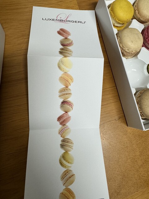 『チューリッヒのマカロン』by fukumiminokodomo : Sprungli （シュプリュングリ） - チューリッヒ/スイーツ [食べログ]