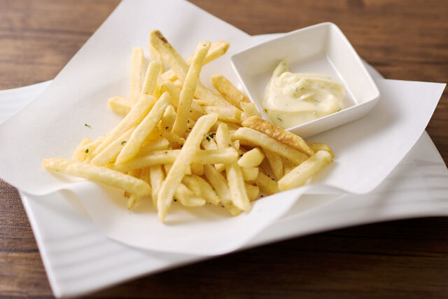 料理メニュー : 欧風料理&BAR gonz （ゴンズ） - 伊勢佐木長者町/ビストロ | 食べログ