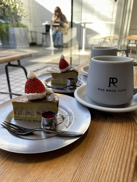 RAD BROS CAFE （ラッドブロスカフェ） - 高円寺/カフェ | 食べログ
