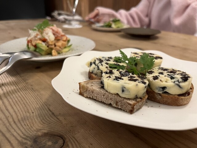 RAKU kitchen&bar （ラク キッチンアンドバー） - 表参道/ビストロ/ネット予約可 | 食べログ