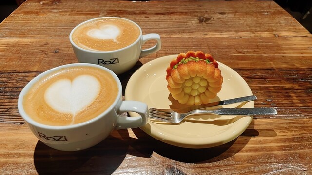 口コミ一覧 : ROZI coffee （ロジコーヒー） - 新大久保/カフェ [食べログ]