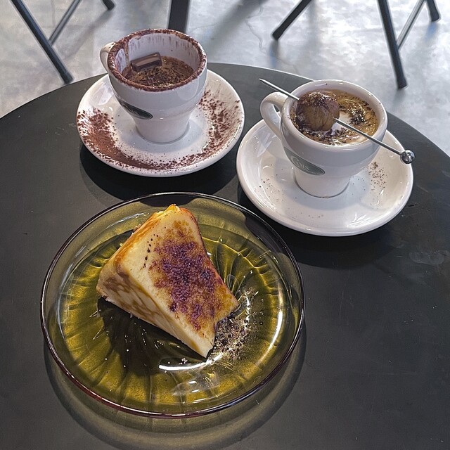 cois espresso club （コイス エスプレッソ クラブ） - 新宿御苑前/カフェ | 食べログ