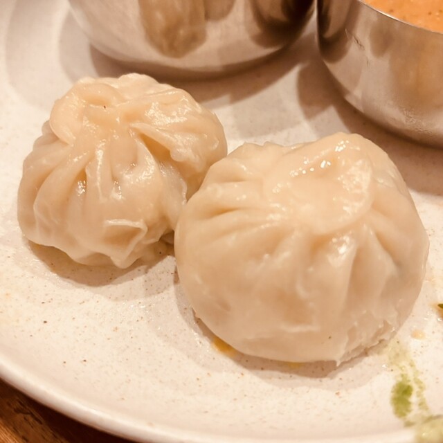 MOMO Stand Tokyo （モモ スタンド トーキョー） - 広尾/バー/ネット予約可 | 食べログ