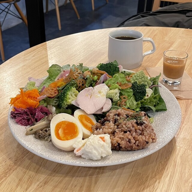 enimo No.5 （エニモ ナンバーファイブ） - 北12条/カフェ | 食べログ