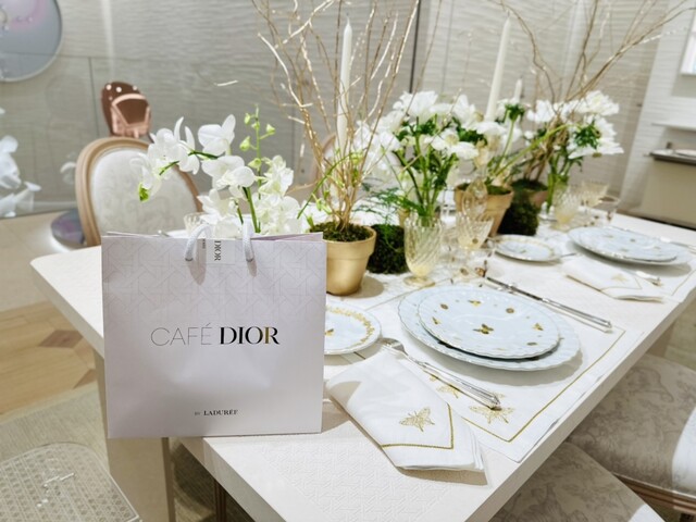 『銀座 Diorの世界観を堪能できるAfternoon Tea 』by Kokom♡ : CAFE DIOR by LADUREE - 銀座 ...