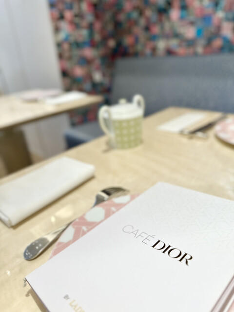 『銀座 Diorの世界観を堪能できるAfternoon Tea 』by Kokom♡ : CAFE DIOR by LADUREE - 銀座 ...