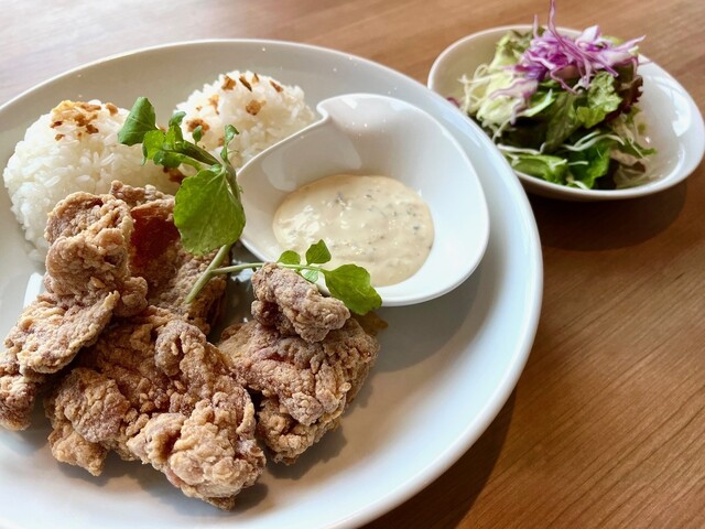 ランチメニュー : Hawaiians Kitchen Mahaloa （ハワイアンズ キッチン マハロア） - いわき/ハワイ料理 | 食べログ
