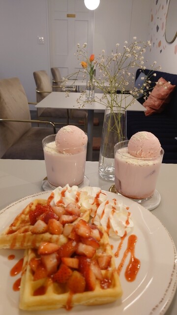 LINO cafe&bar （リノ カフェアンドバー） - 西武新宿/カフェ | 食べログ