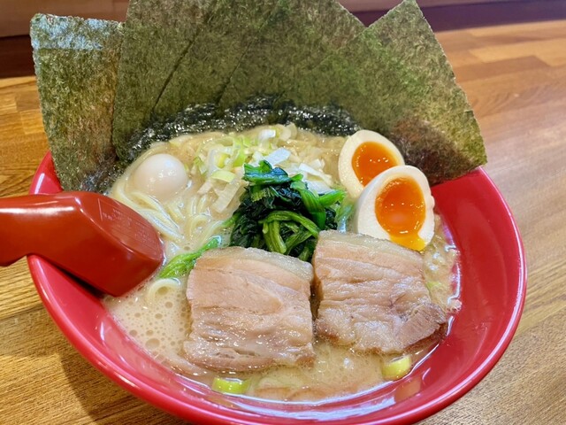 横浜家系ラーメン 赤家 小村井店 - 小村井/ラーメン | 食べログ