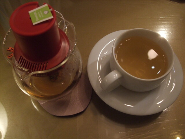 Little Tree Cafe （リトル トリー カフェ） - ポートターミナル/カフェ | 食べログ