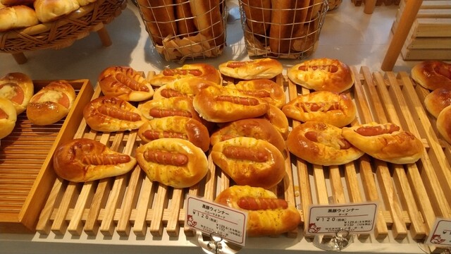 写真 : SUMOMO BAKERY 高城店 （スモモ ベーカリー） - 高城/パン | 食べログ