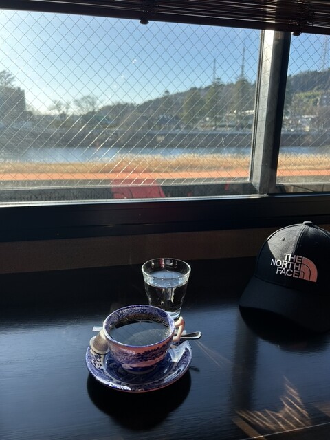 CafeBar Thames （カフェバー テムズ） - 河原町/カフェ | 食べログ