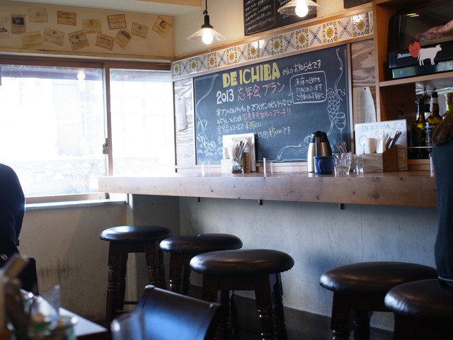 内観写真 : デ イチバ （DE ICHIBA） - 八丁堀/ステーキ | 食べログ