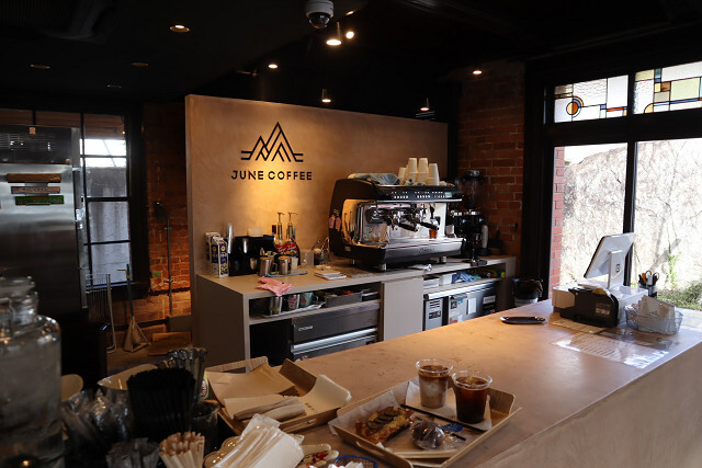 写真 : JUNE COFFEE 大阪店 （ジューンコーヒー） - 寺地町/カフェ | 食べログ