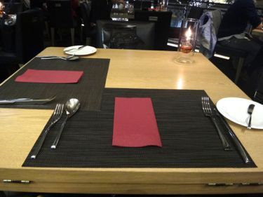 内観写真 : アンティーブ 丸の内ブリックスクエア店 （Grill ＆ Bar ANTIBES） - 二重橋前/イタリアン | 食べログ