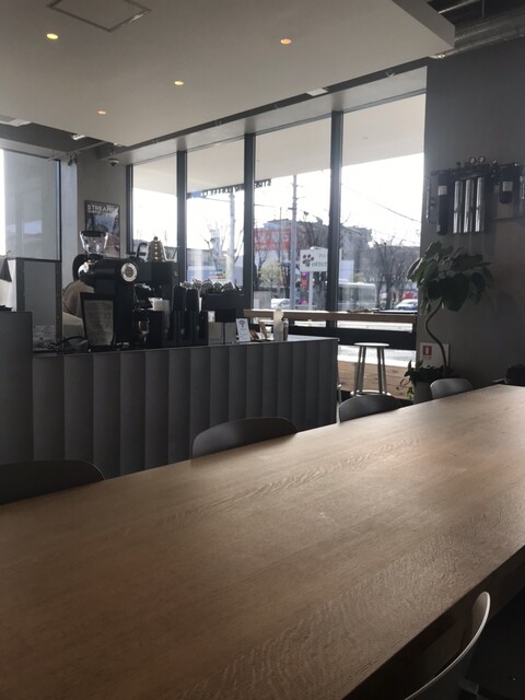 STREAMER COFFEE OKAYAMA CITY （ストリーマー コーヒー カンパニー オカヤマシティ） - 西川原/カフェ | 食べログ