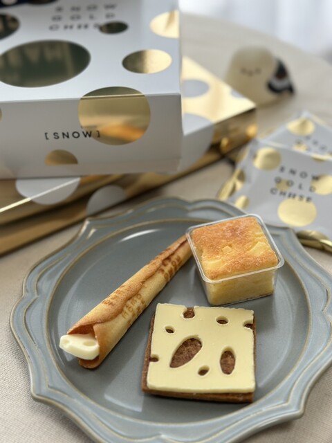 『大丸札幌で1番並ぶスイーツ』by yukaritsuka : SNOW CHEESE （スノー チーズ） - 札幌（JR）/洋菓子 [食べログ]