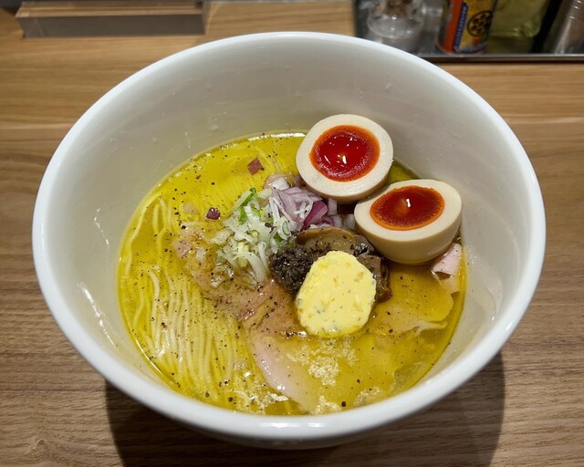 MENDOKORO TOMO Premium （メンドコロ トモ プレミアム） - 赤坂見附/ラーメン/ネット予約可 | 食べログ