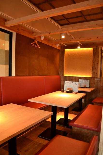 座席 : 漁港直送魚市場 海ZAWA 春日井店 - 春日井（JR）/居酒屋 | 食べログ