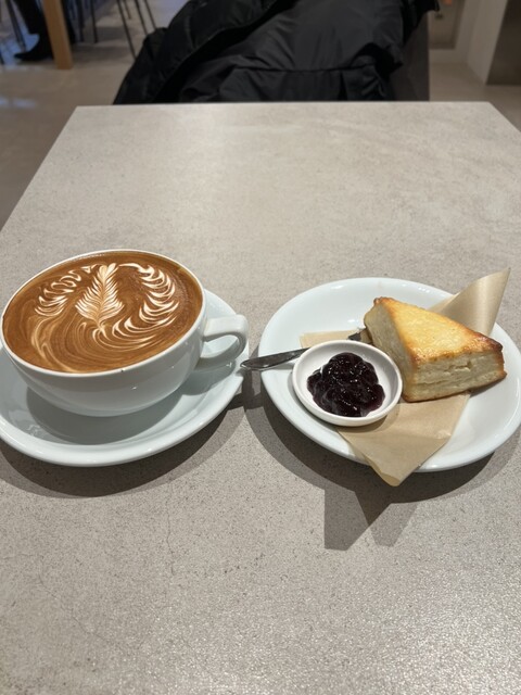 STREAMER COFFEE COMPANY 新虎店 （ストリーマー コーヒー カンパニー） - 虎ノ門ヒルズ/コーヒースタンド | 食べログ