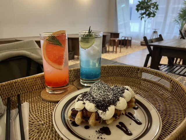 Cafe+82 小倉店 （カフェプラスハチニ） - 平和通/カフェ | 食べログ