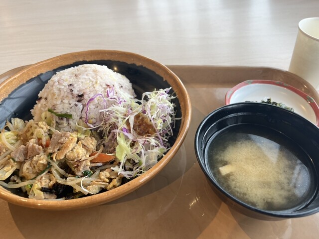 Yun-Taku OIST RESTAURANT （ユンタク オイスト レストラン） - 恩納村/学生食堂 | 食べログ