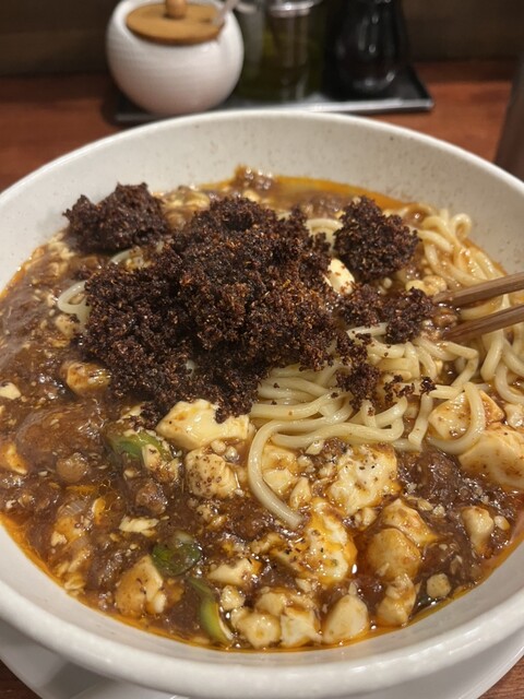 『麻婆麺No.1！』by The うまい : SHIBIRE NOODLES 蝋燭屋 銀座本店 （シビレヌードルロウソクヤ） - 銀座/汁なし ...