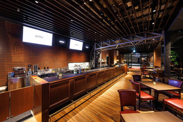 BAYDECK BEER&GRILL （ベイデッキ ビア&グリル） - 新高島/ビアバー/ネット予約可 | 食べログ