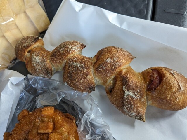 レオベイク （LEO BAKE） - 折尾/パン | 食べログ