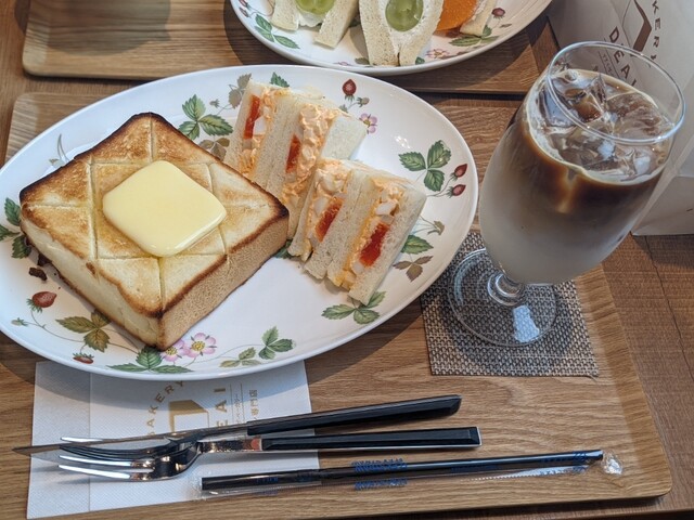 食パン専門店 DEAI THE BAKERY&CAFE - 金剛/カフェ | 食べログ