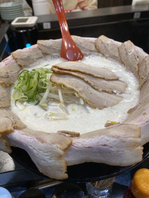 口コミ一覧 : みなと軒 三宮高架下店 - 神戸三宮（阪急）/ラーメン [食べログ]