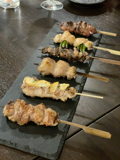 焼鳥BASE SAUCE or SALT （焼鳥ベース ソース オア ソルト） - 栄町/焼き鳥/ネット予約可 | 食べログ