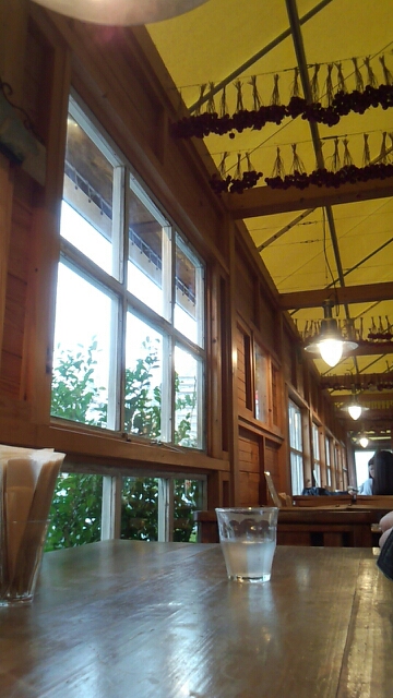 内観写真 : atelier BASEL （アトリエ バーゼル） - 南大沢/カフェ | 食べログ