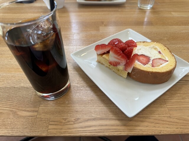 口コミ一覧 : MARUHA RESORT いちごの丘 （いちごの丘スイーツ＆カフェ） - 南知多町その他/カフェ [食べログ]