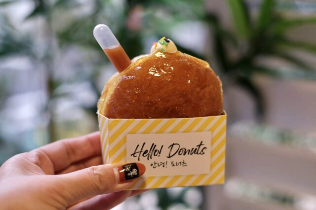新大久保】わくわくするようなメニューがずらり！韓国ドーナッツ専門店「Hello! Donuts」』by はちもぐ : Hello ...